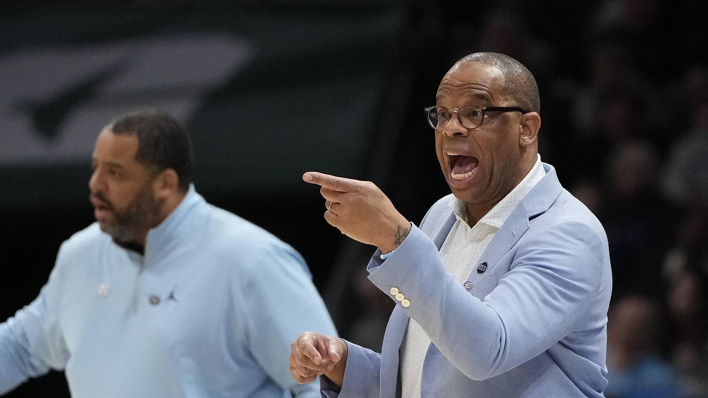 Five-Star Forward Erupts With UNC Basketball Head Coach on Hand