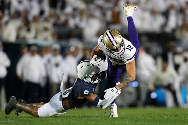 Huskies Raise White Flag During Penn State's White-Out Game