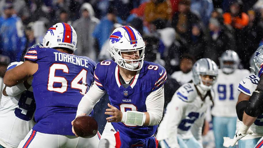 Buffalo Bills Lock Up New Backup Quarterback, Agreeing to Terms With ...