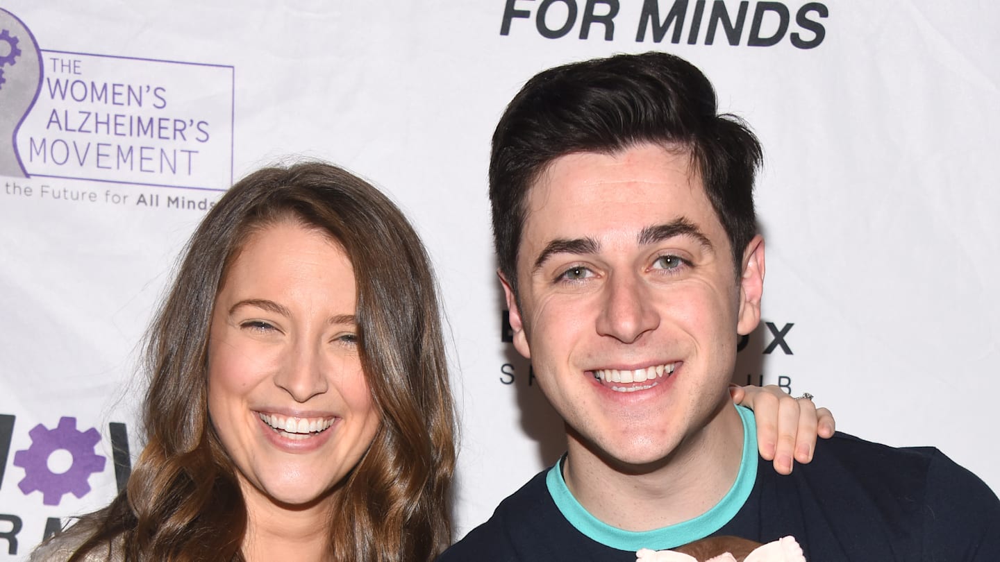 David Henrie and his wife Maria Cahill Henrie announced they have ...