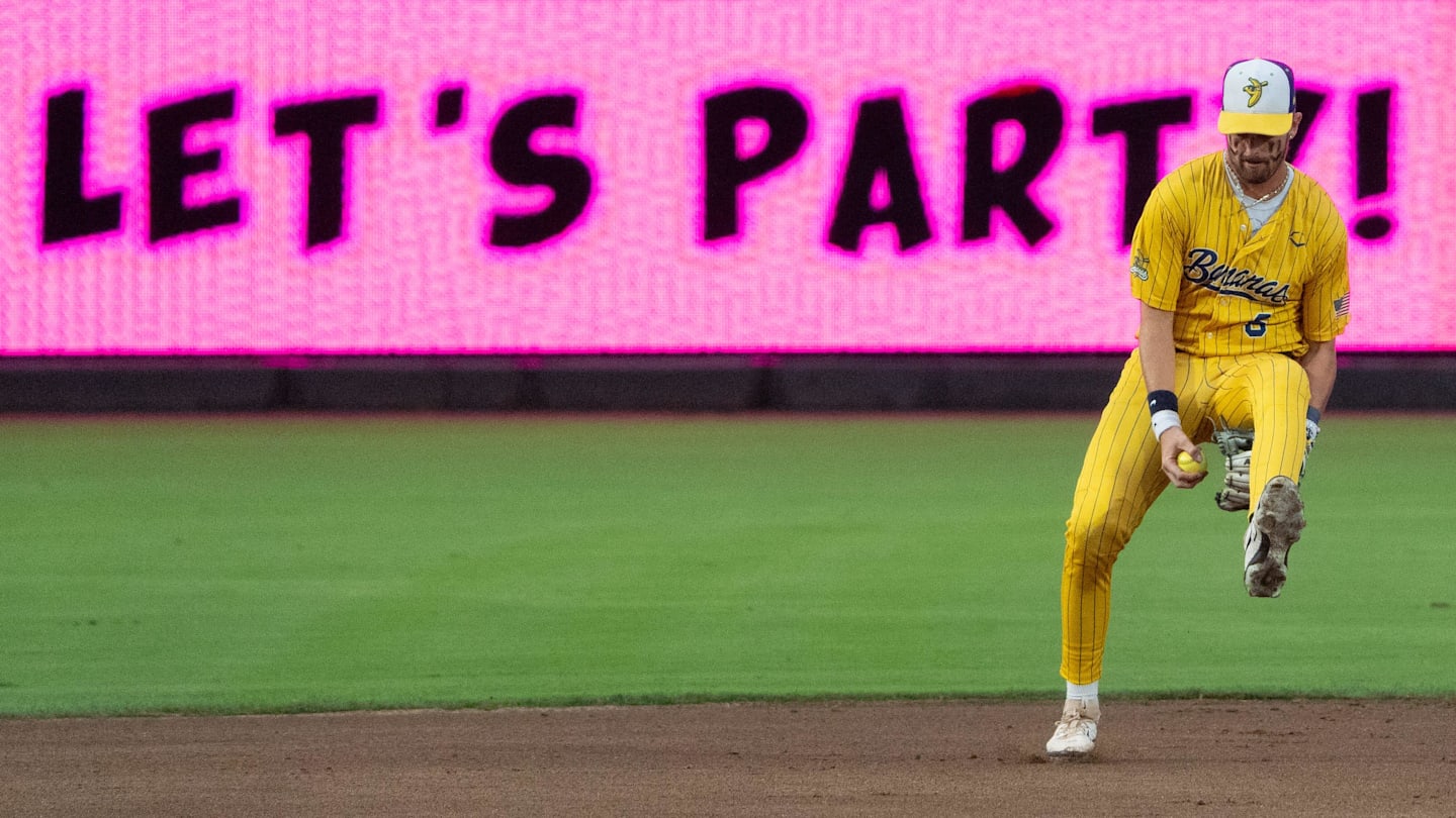 Ryan Cox Becomes First Savannah Banana to Record 500 Career Trick Plays