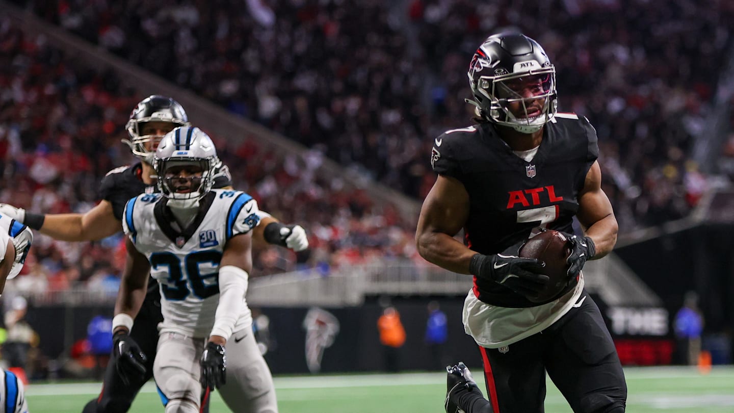 Falcons vs. Panthers Odds, How to Watch, Injuries for NFL Week 3