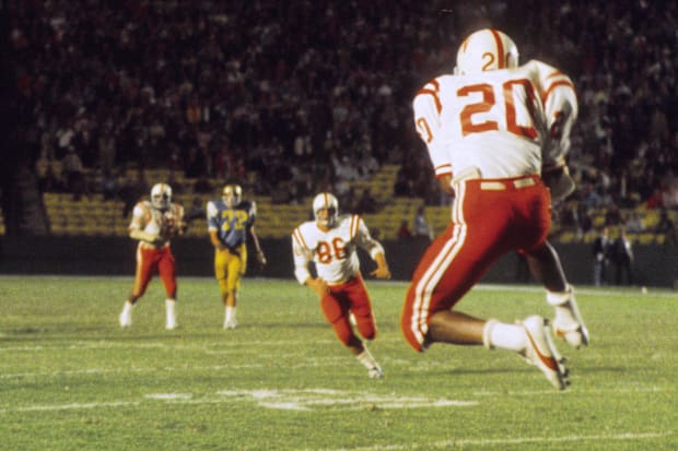 Dave Feit's Greatest Huskers by the Numbers: 20 - Johnny Rodgers
