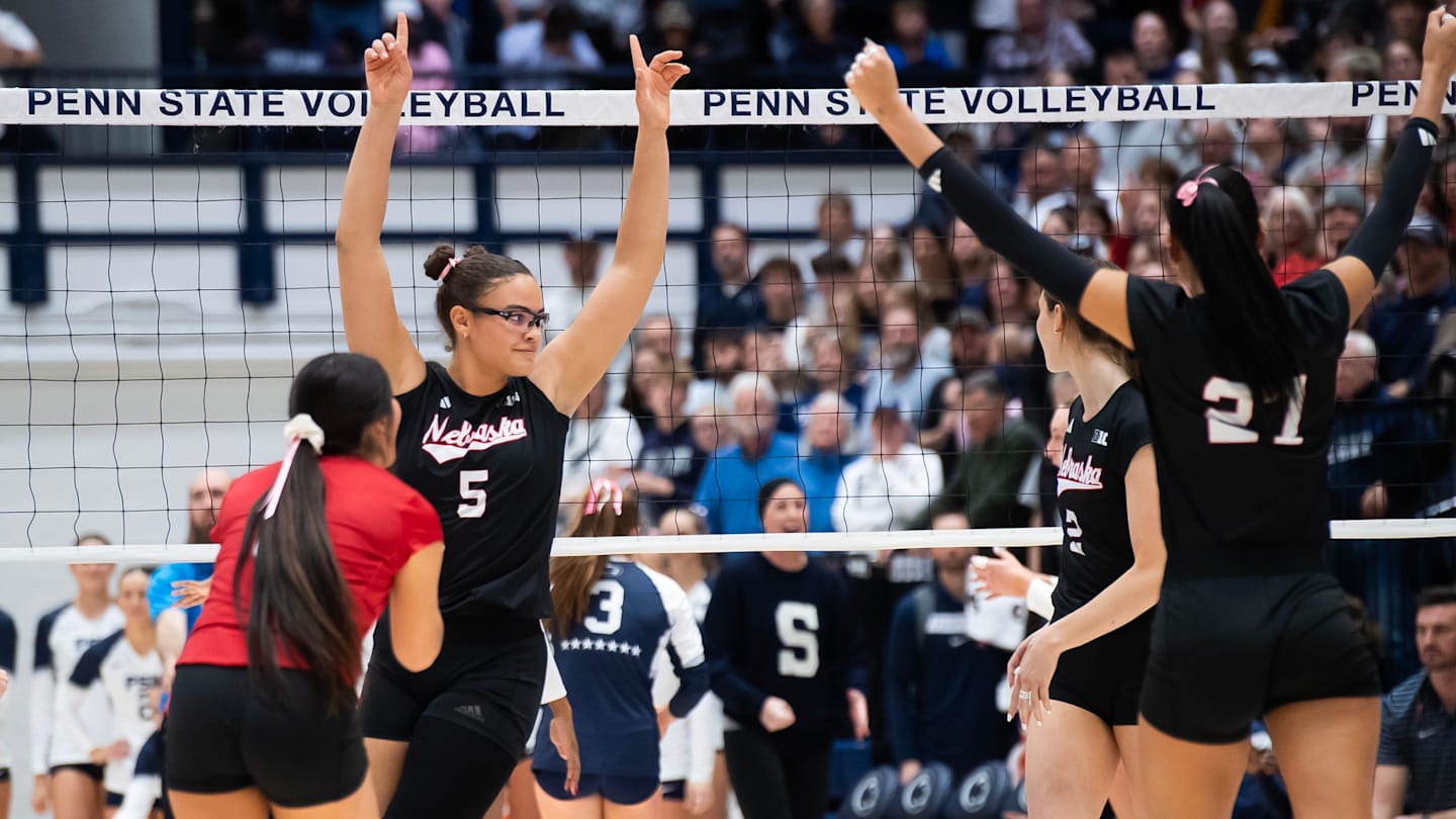 Nebraska Volleyball Earns No. 2 Overall Seed for NCAA Tournament