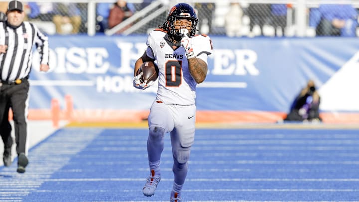 Oregon State QB Maalik Murphy, RB Anthony Hankerson Named in Maxwell ...
