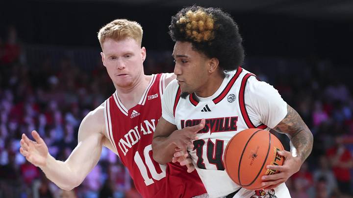 Louisville Uses Massive Second Half to Decimate Indiana in Battle 4 ...