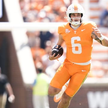 Tennessee Flips Heavily Coveted EDGE Hezekiah Harris From Auburn