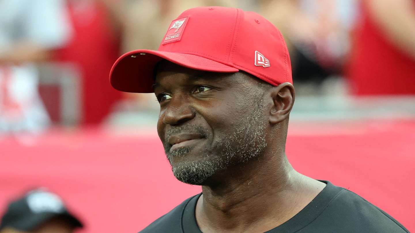 Todd Bowles gives crystal clear message to Bucs’ Shilo Sanders after ...