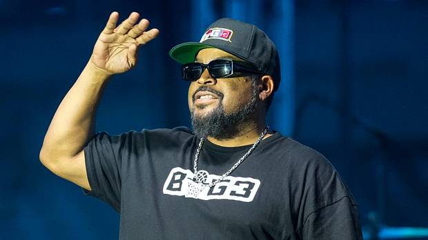 Was Ice Cube’s Visit to Colorado Buffaloes Practice a Distraction or ...