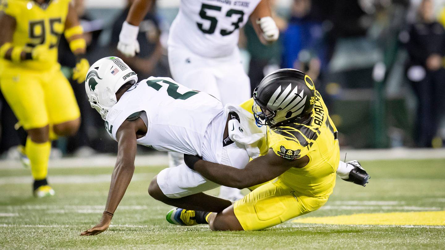 REPORT: Concerns mounting for Michigan State football