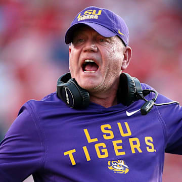 LSU coach corrects the record after viral Garrett Nussmeier injury scare