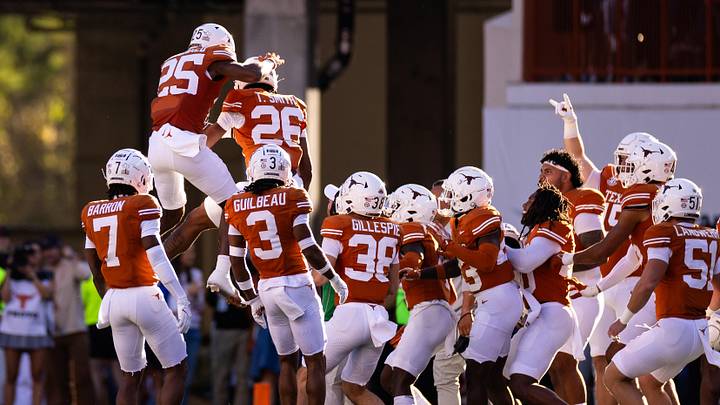 Texas Longhorns Survive Slow Second Half to Take Down Kentucky Wildcats