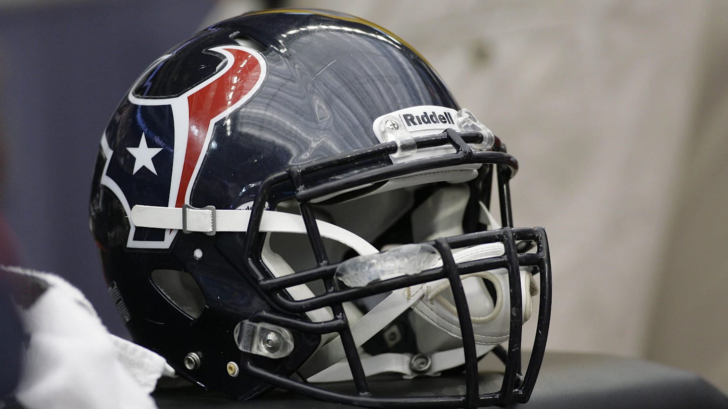 Houston Texans WR Hit With Wild Accusation