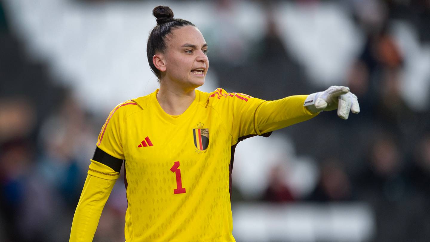 Nicky Evrard reacts to sealing Chelsea transfer