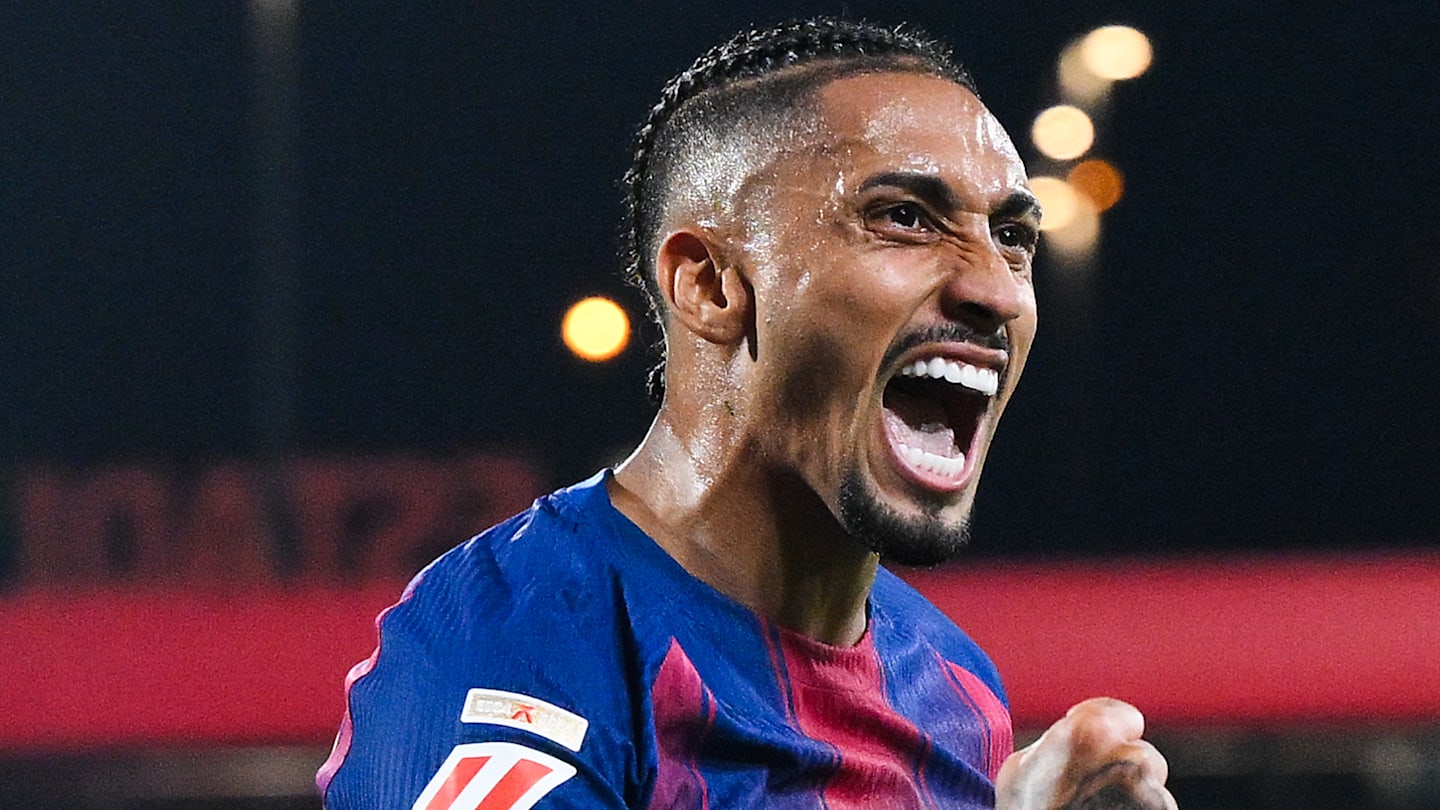 Raphinha Names the Five Best Brazilians to Play for Barcelona