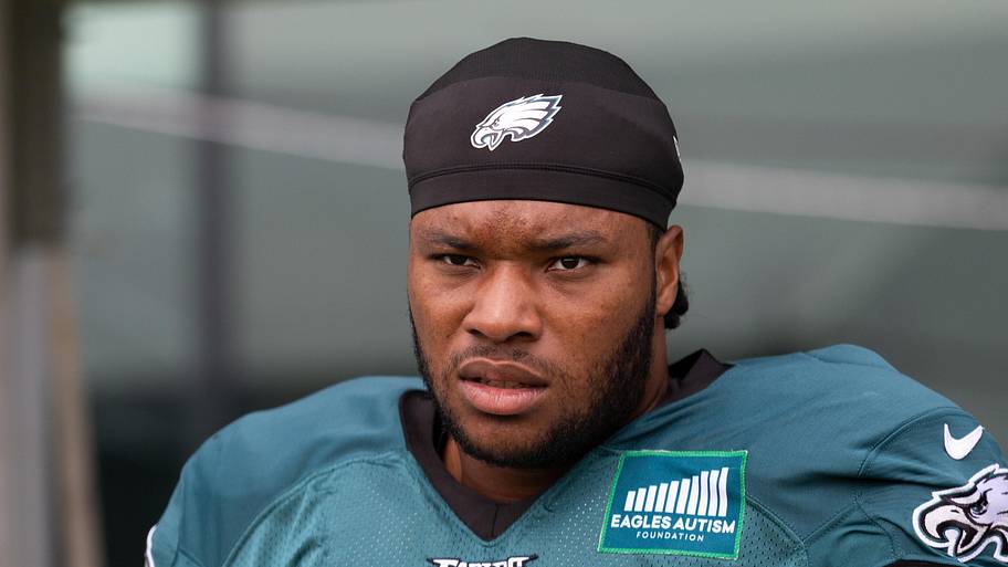 Eagles Camp Storyline No. 7: Bromance Blossoming At Right Guard ...