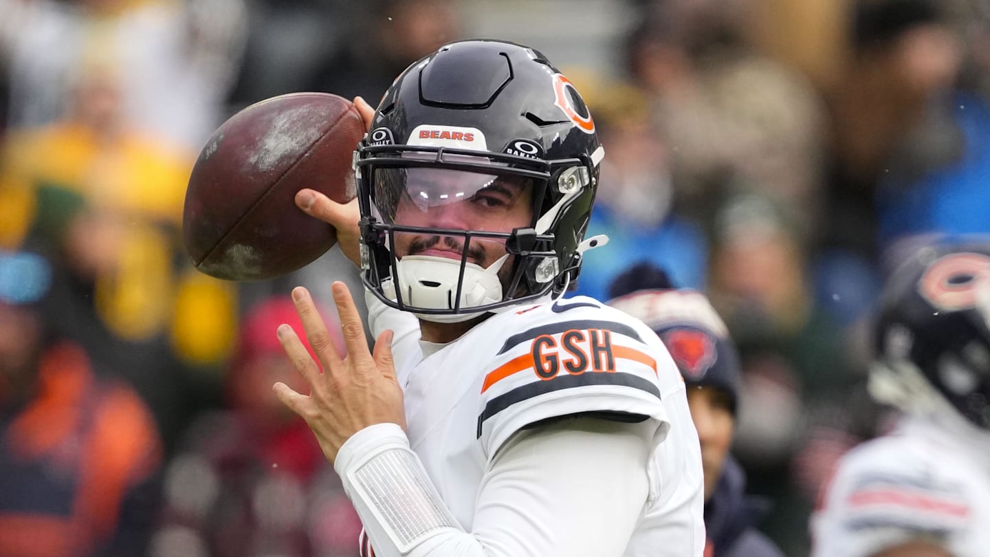 Chicago Bears' Caleb Williams Leads Game-Winning Drive, Snaps 10-Game ...