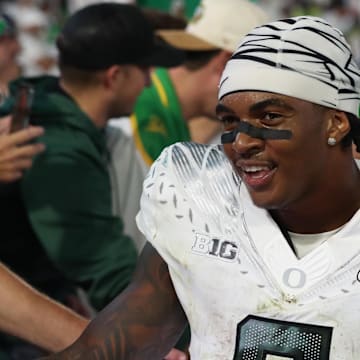 Oregon Running Back Dierre Hill Jr.'s Postgame Grade Stands Out After ...