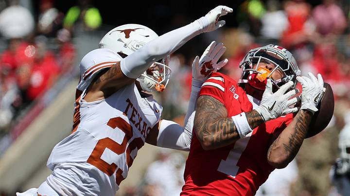Texas Longhorns Shut Out in First Half vs. Ohio State Buckeyes