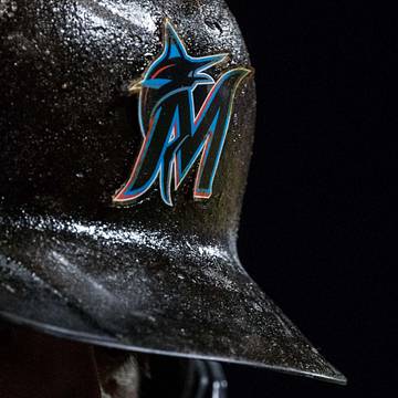 WATCH: Seattle Mariners Debut New "Home Run Trident" - Fastball