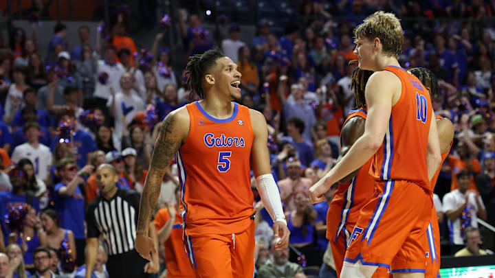 No. 6 Florida Gators Sparked by Richard's 21, Condon's Near-Double Double