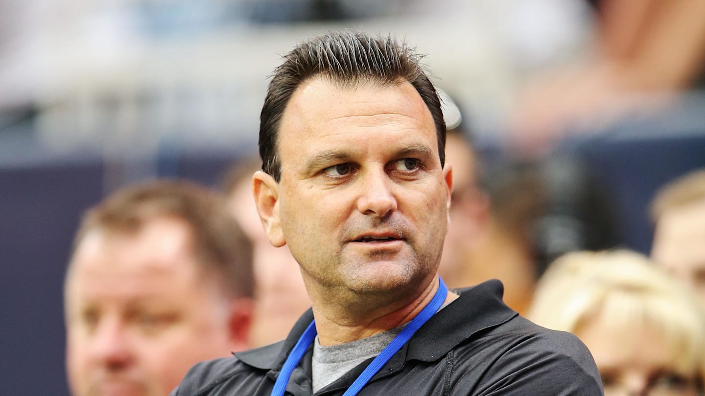 $14 million edge rusher's agent speaks on his client's behalf about ...