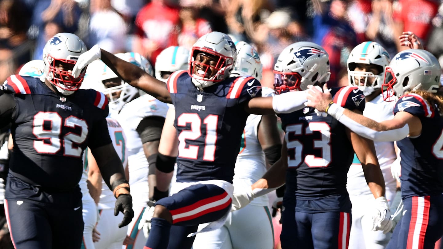 New England Patriots DB Breaks Down First Interception of Season