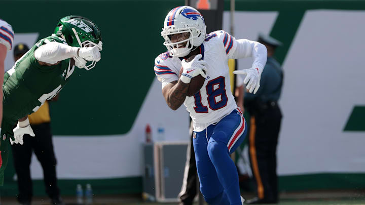 'Comfortable' Elijah Moore shares insight on unique Bills' locker room