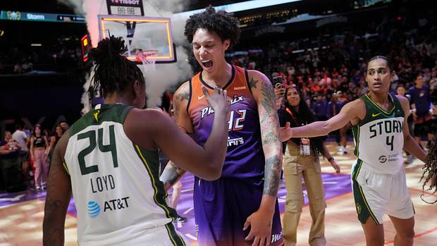 Phoenix And Seattle Battle In The Playoffs