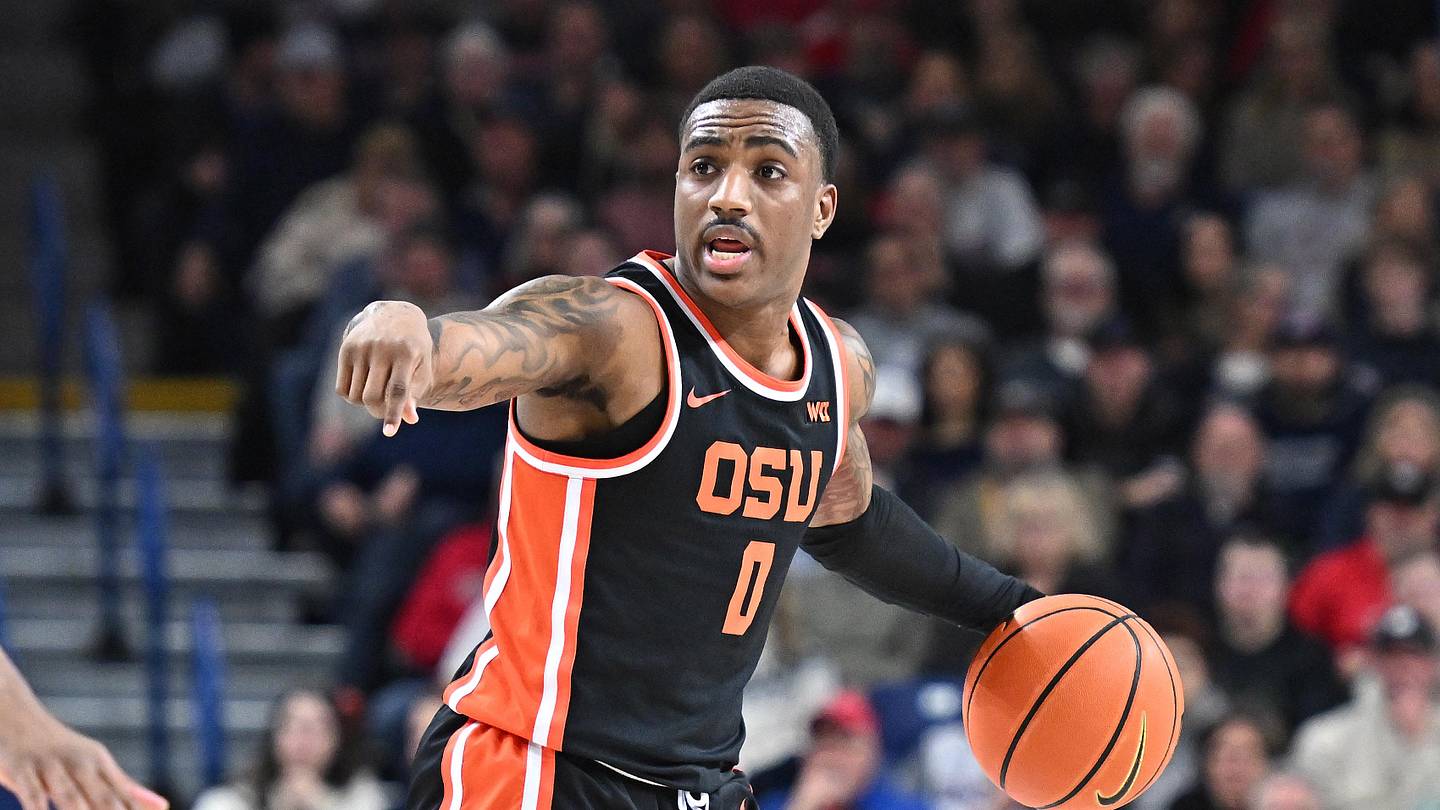 Pitt Panthers Basketball Makes Final Schools for Oregon State Transfer