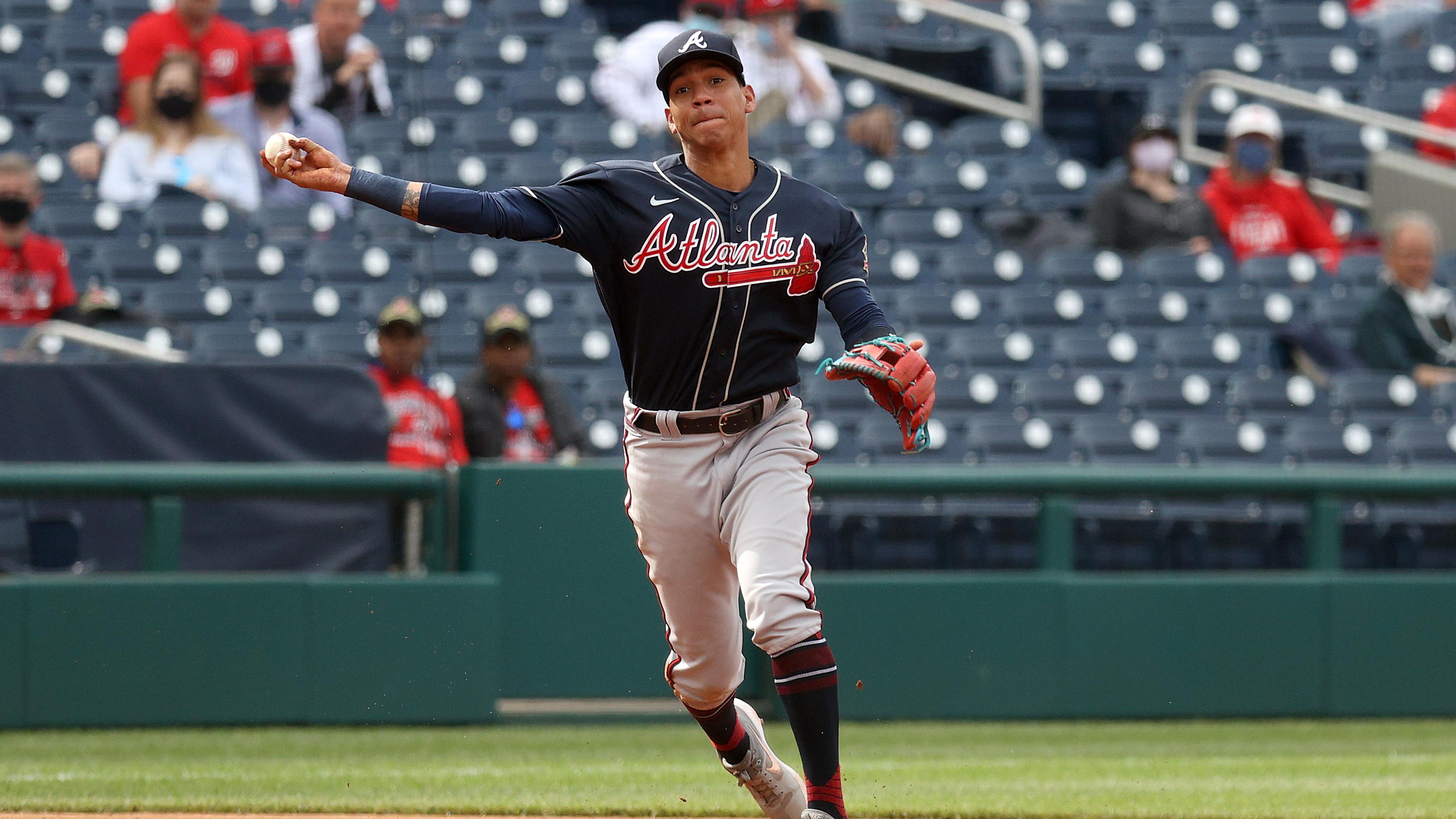 This Day in Braves History: Atlanta signs Ehire Adrianza to minor ...
