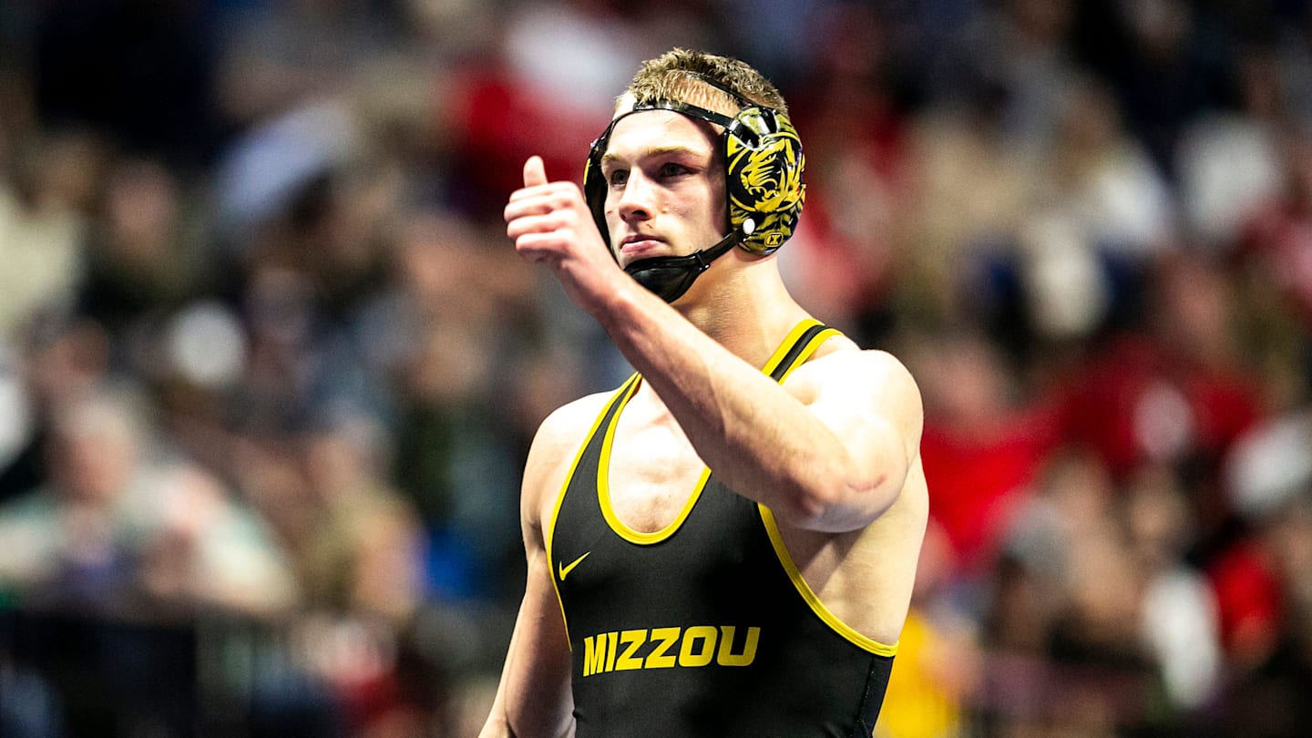 Iowa State wrestling officially adds two upper-weight transfers