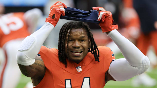 Veteran tight end dubbed Bears' likely salary cap casualty in 2025 NFL ...