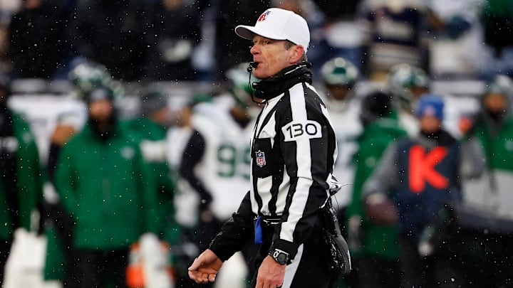 Who are the announcers and referees for NY Jets vs. 49ers tonight?