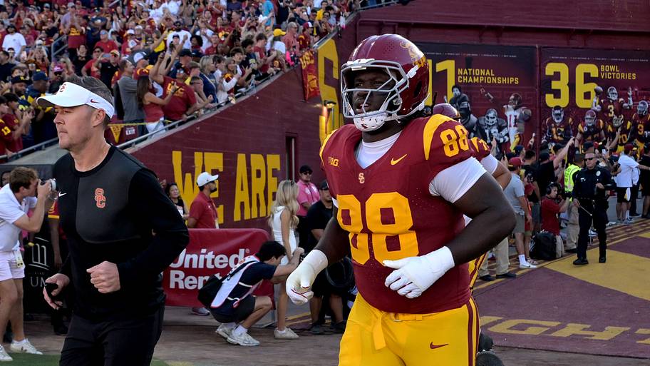 Updated Recruiting Rankings Show a Sudden Shift for USC | Yardbarker
