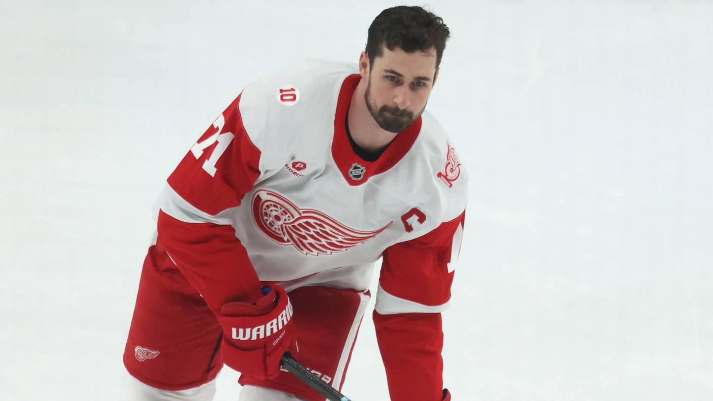 NY Rangers Fail To Check on Important Box for Dylan Larkin