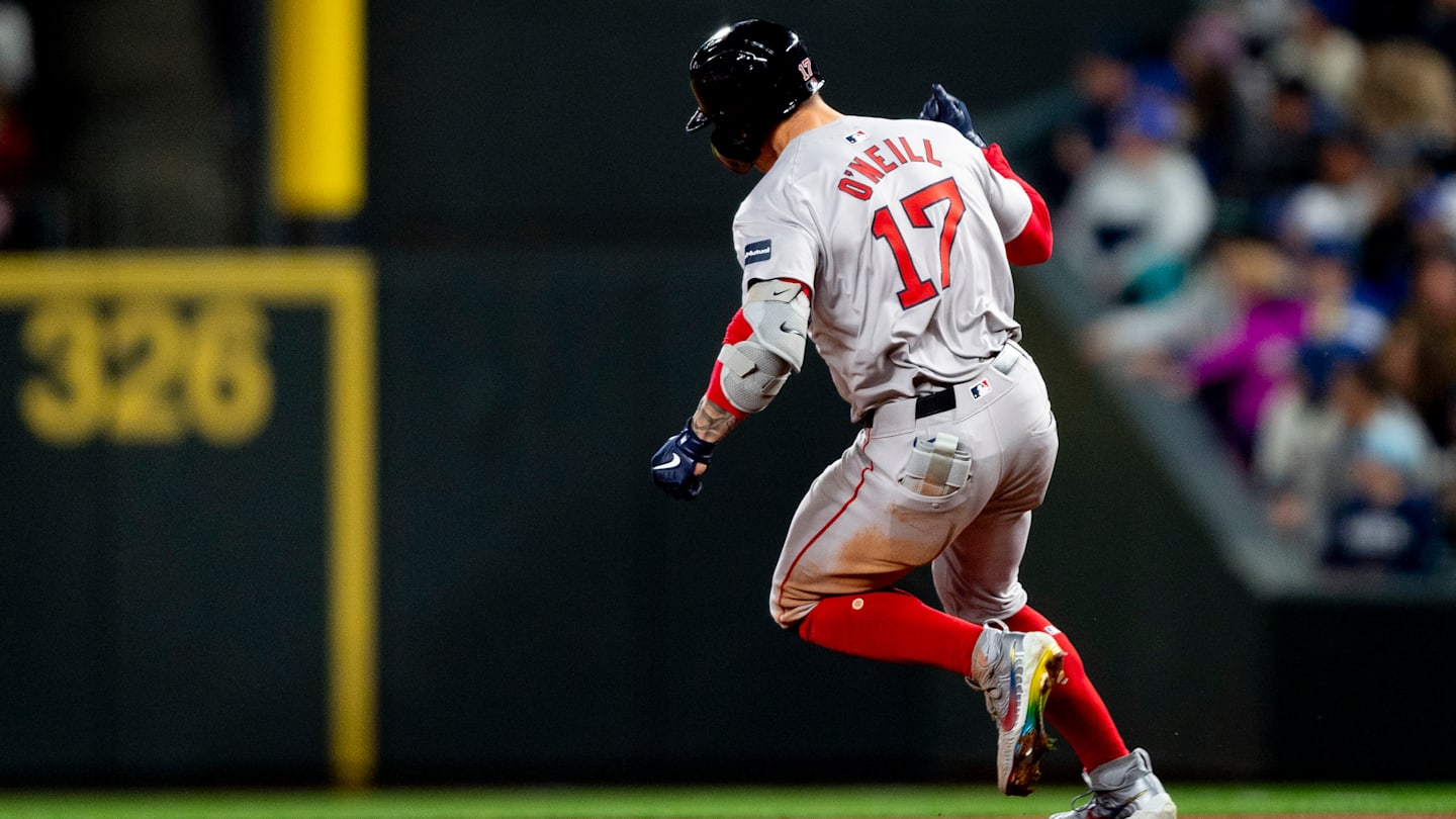 Believe it or not, another former Cardinals outfielder makes history on ...