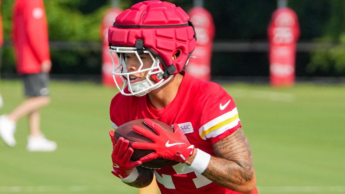 KC Chiefs WRs Coach Connor Embree Had High Praise for Skyy Moore at ...