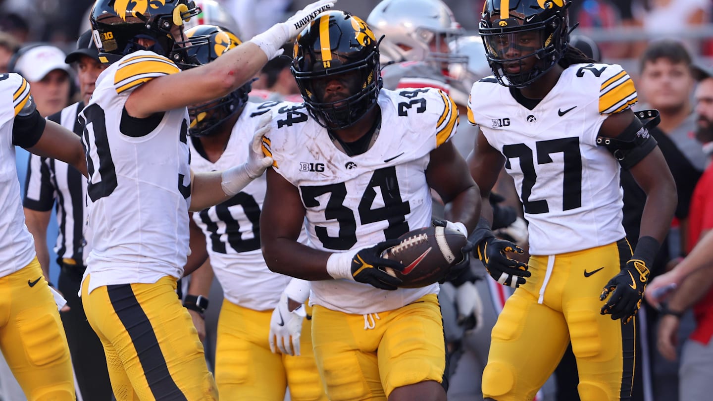 Iowa Hawkeyes Star Named Finalist For Prestigious Award