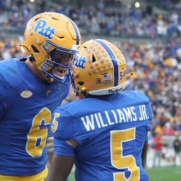 Pitt Panthers HC Discusses Benching Eli Holstein