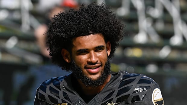 Oregon Running Back Dierre Hill Jr.'s Postgame Grade Stands Out After ...