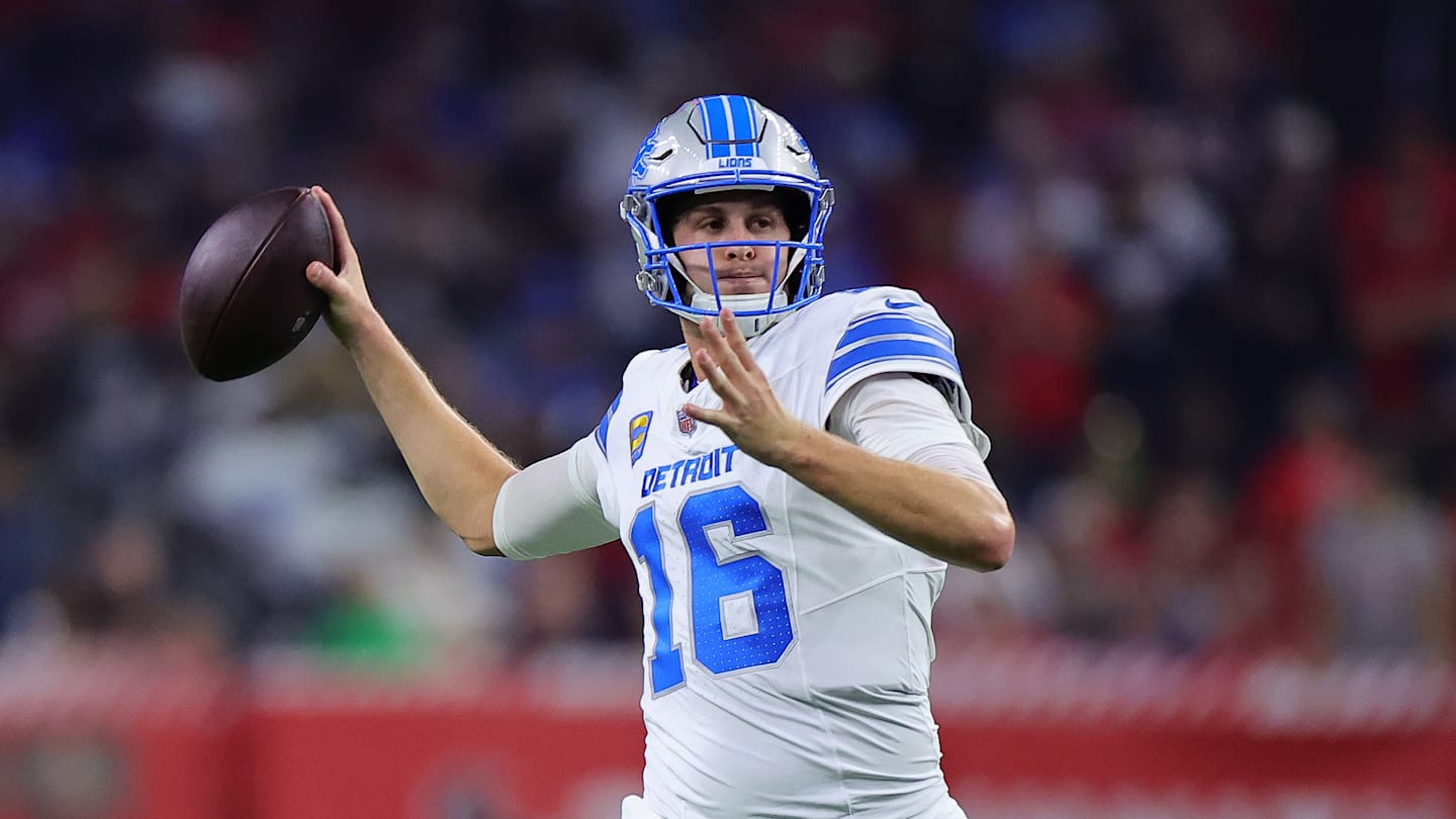 Just Gawful: Jared Goff tests the limits of even sad Lions fans against ...