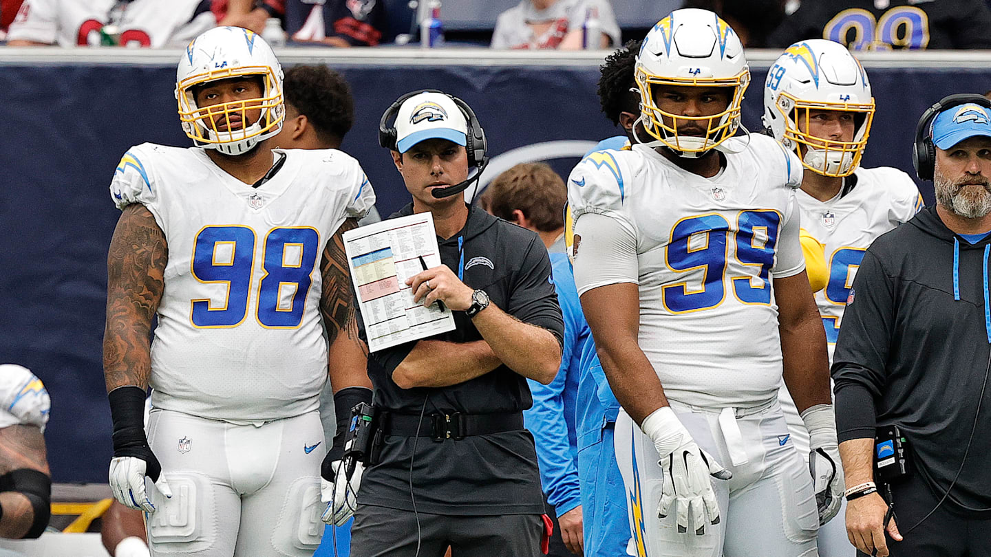 ESPN proposes two genius trades for the Chargers before the deadline