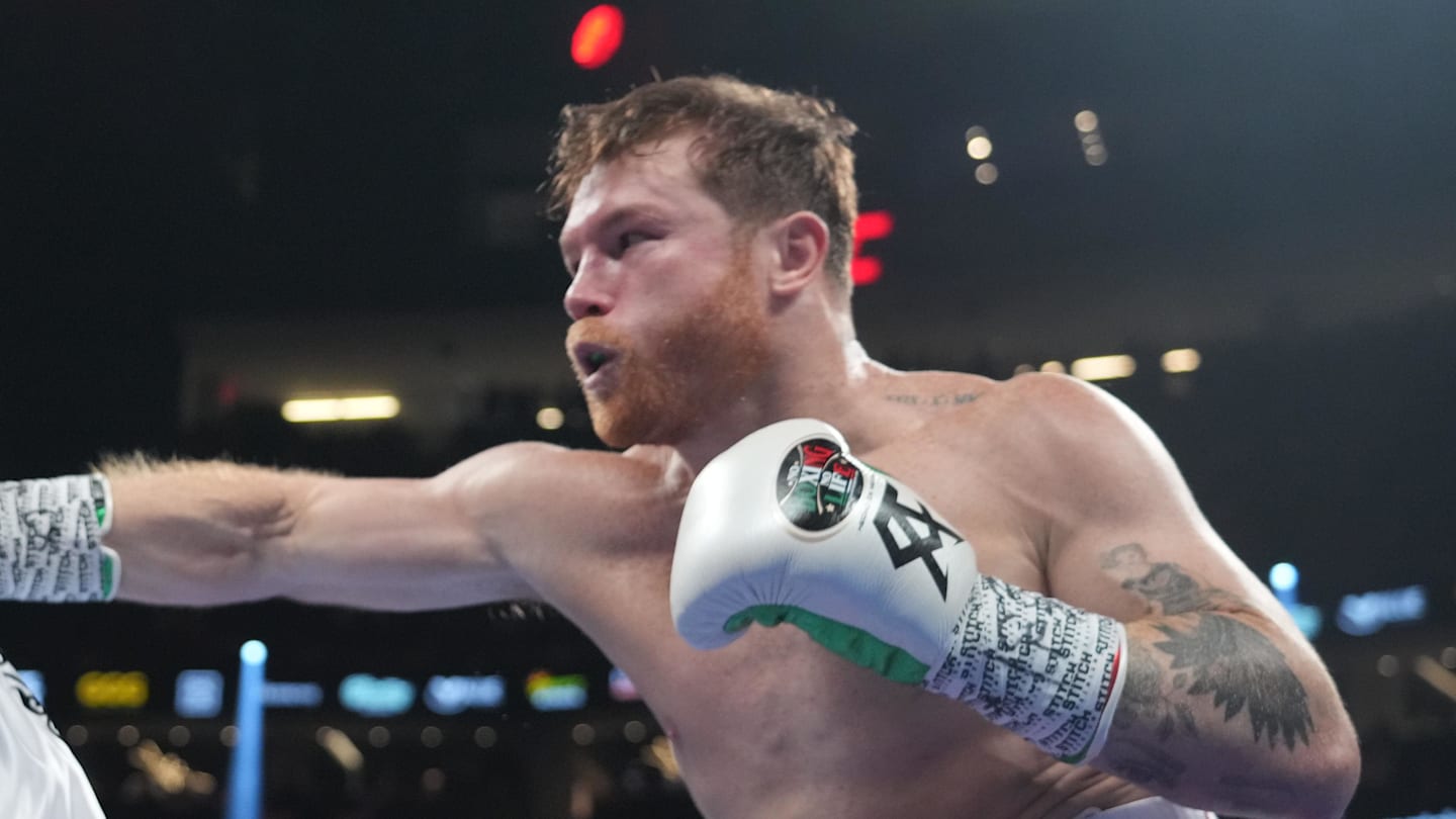 Jaron Ennis' Father Predicts Canelo Alvarez vs Terence Crawford Winner