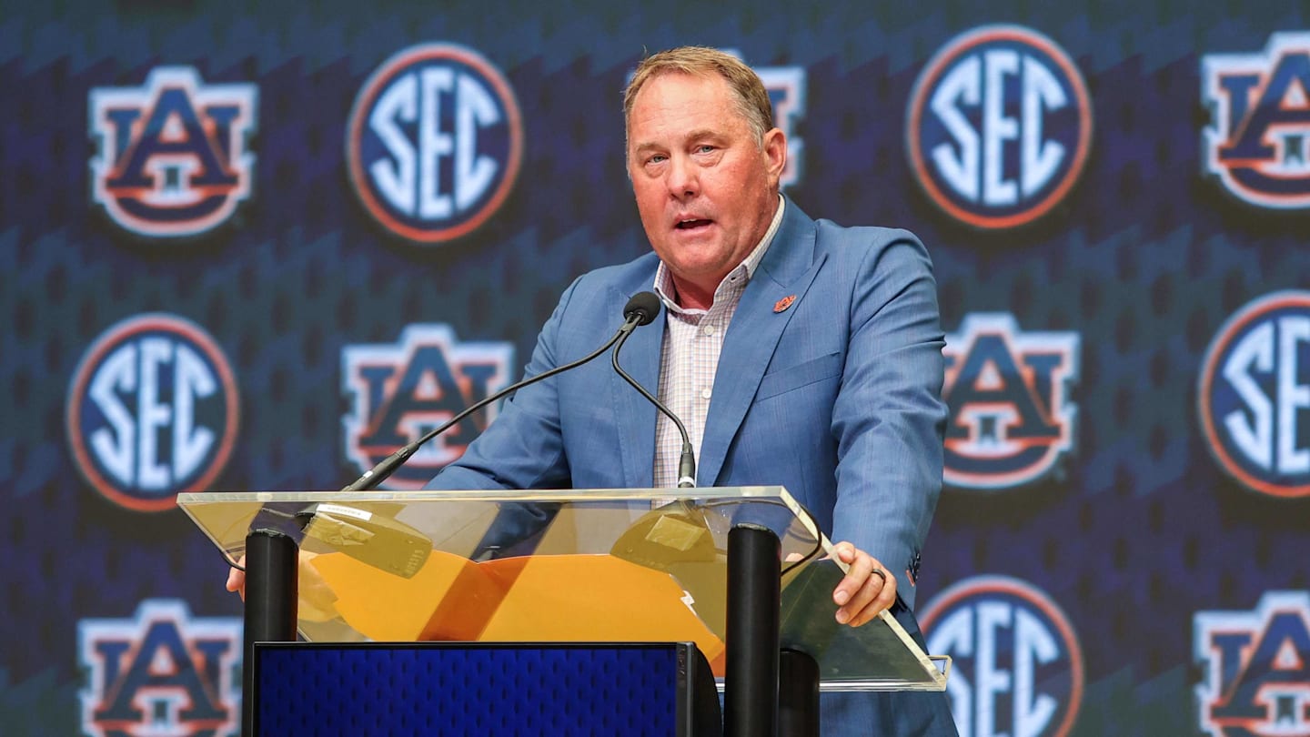 CBS Sports Projects Auburn Football to Make Modest Improvment in 2026