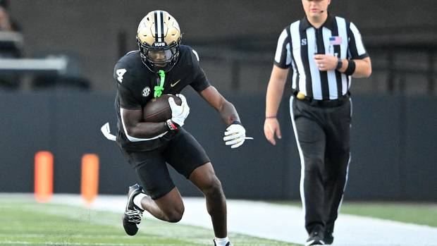 Want to Know Martel Hight? Look at His Wrist