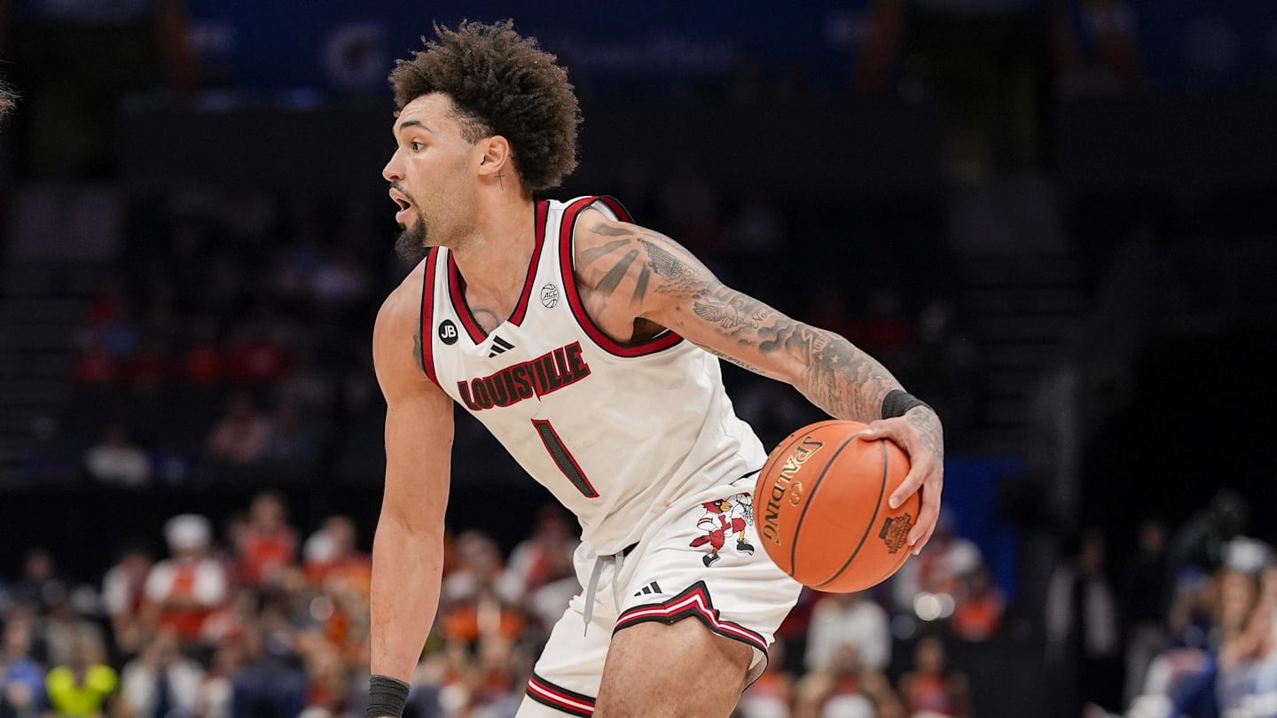 Louisville Men's Basketball Moves Up Week 20 AP Top 25