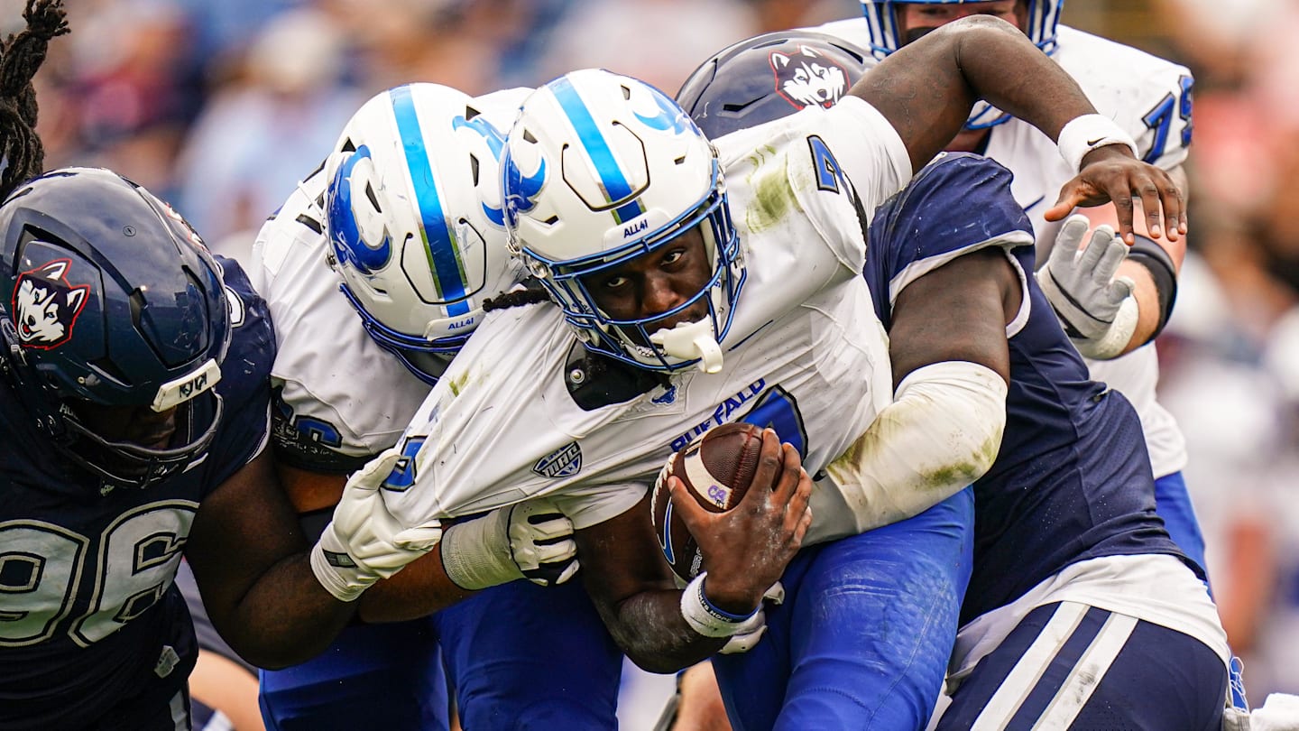 Way-too-early preview: Gophers open as heavy favorites in Week 1 ...