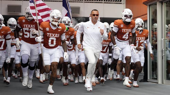 Texas Longhorns Player Spotlight: Kicker Mason Shipley