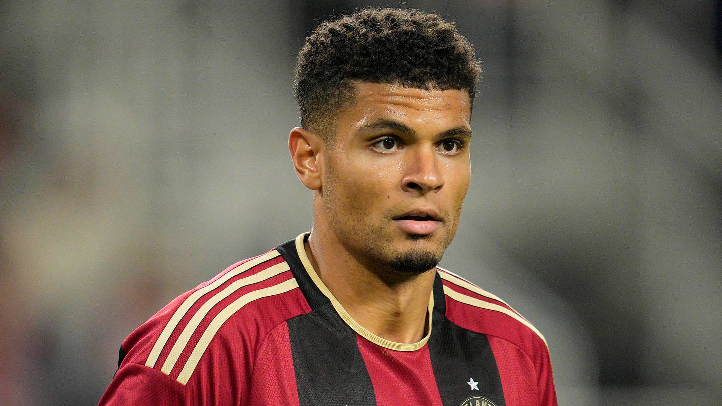 USMNT transfer rumors: Robinson to PSV, Reyna's contract, Jones' new job